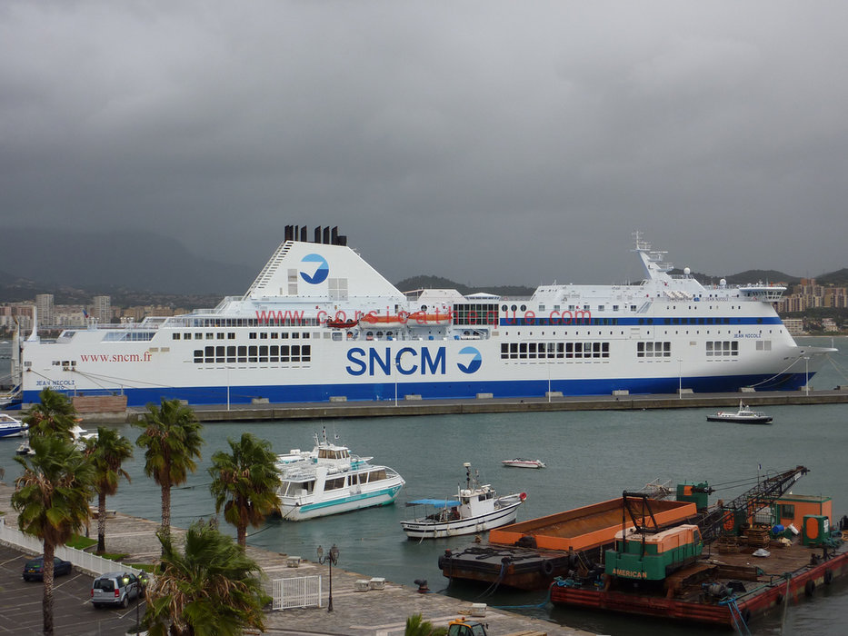 Jean Nicoli / Les bateaux dans le port d'Ajaccio / Divers / Accueil ...