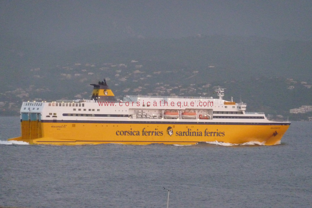 Méga Express Five / Les bateaux dans le port d'Ajaccio / Divers / Accueil - 1er Média Culturel ...