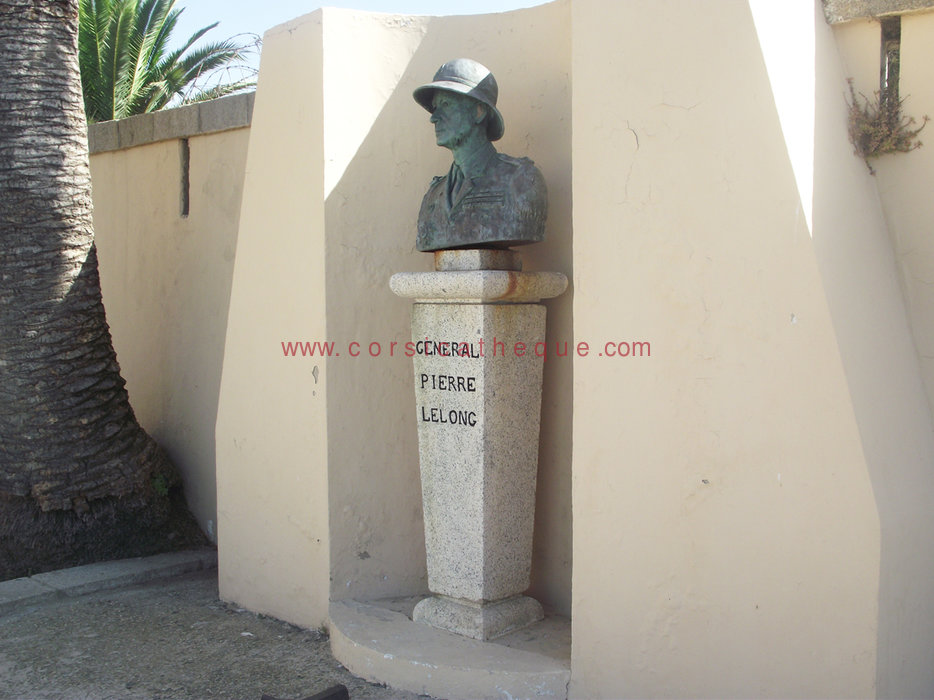 Statue général Pierre Lelong à Ajaccio / Les statues publiques en Corse ...
