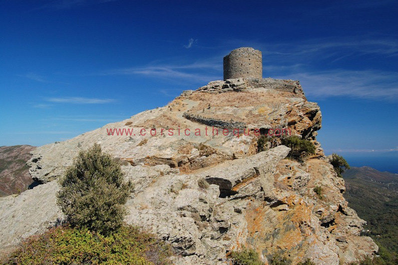 Tour de Sénèque à Luri / Tours génoises / Histoire (patrimoine ...