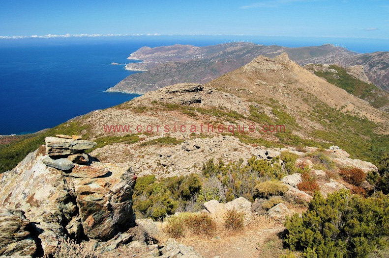 Tour de Sénèque à Luri / Tours génoises / Histoire (patrimoine ...