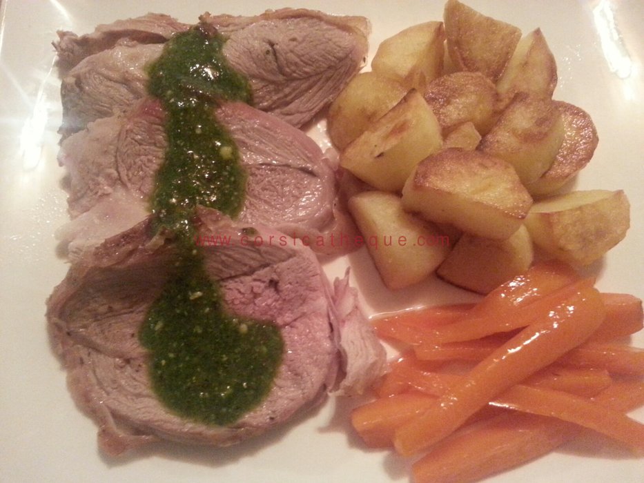 Gigot d'agneau roti, Pesto saveurs corses, carottes au miel, les ...