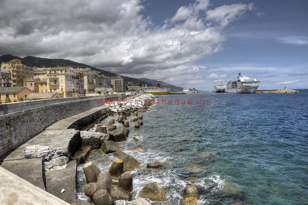Vieux port de Bastia (2) / La Corse du littoral / Territoires / Accueil ...